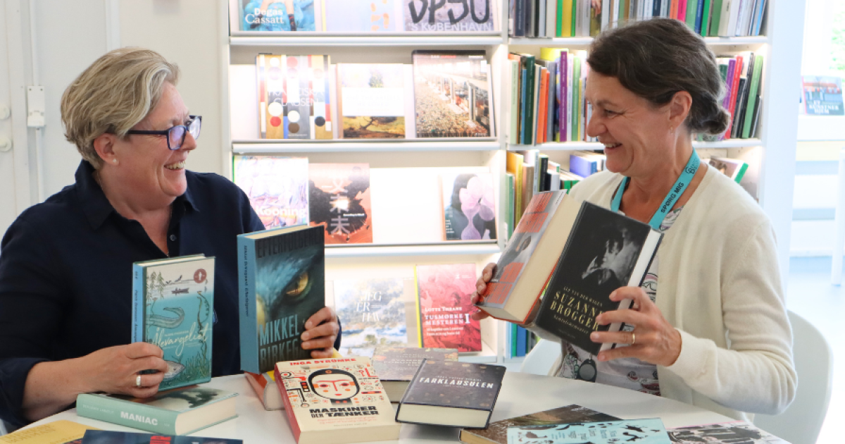 Fuldt booket: Litteratur bordet rundt | Gentofte Bibliotekerne