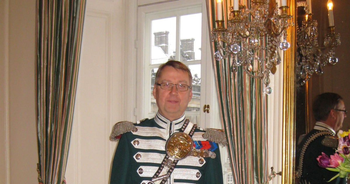 Kongehuset indefra – med Torben Nielsen | Gentofte Bibliotekerne